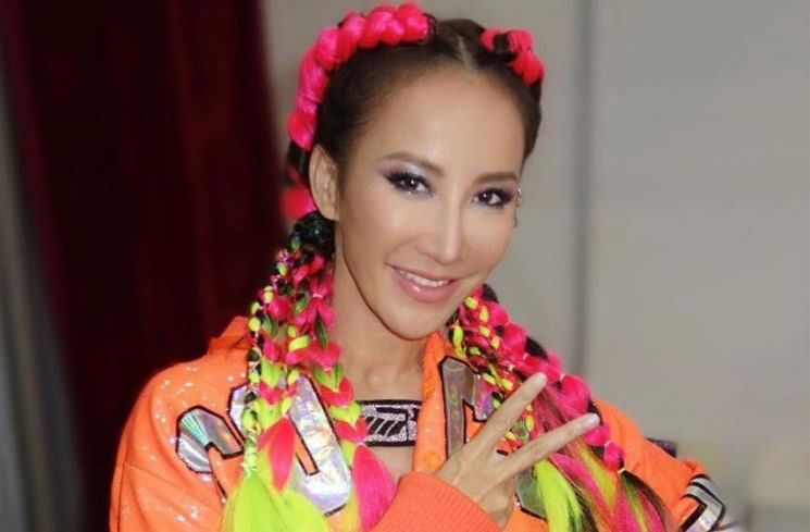 Profil Coco Lee, Penyanyi OST Mulan yang Meninggal Dunia
