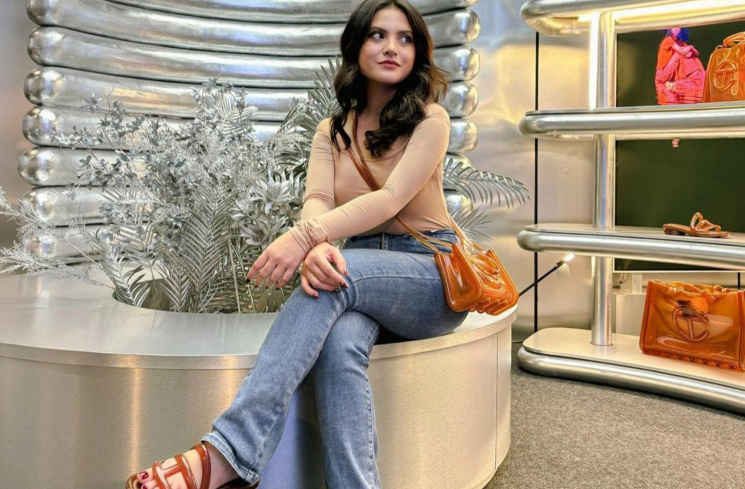 Putus dengan El Rumi, Marsha Aruan Malah Makin Cantik Kebangetan! Putus dengan El Rumi, Marsha Aruan Malah Makin Cantik Kebangetan!