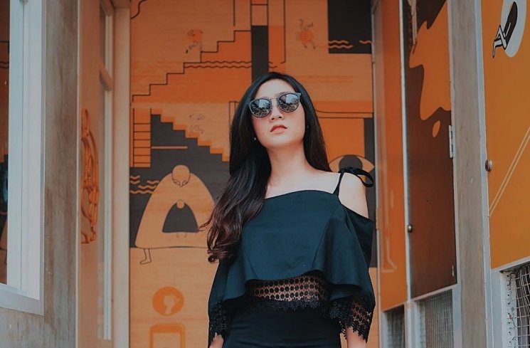 Potret Febby Rastanty Bareng Pacar Polisi Curi Atensi: Diam seperti ...