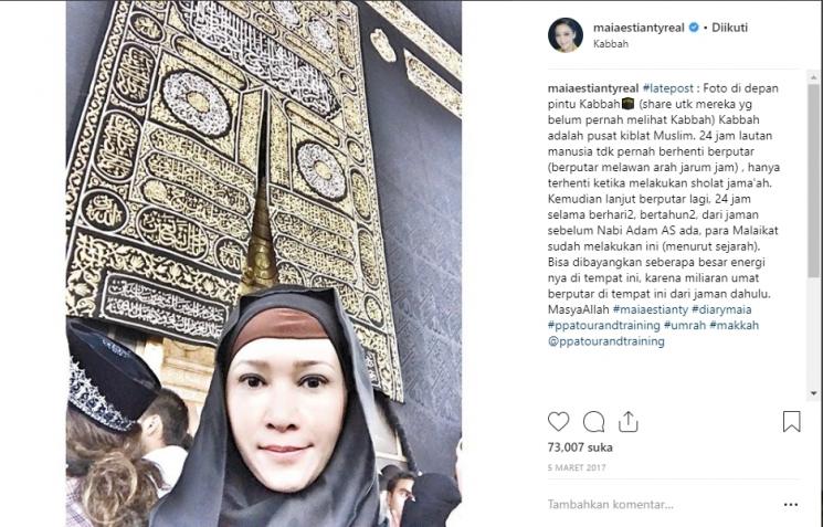 Bikin Hati Bergetar, Cantiknya Maia Estianty saat Berhijab