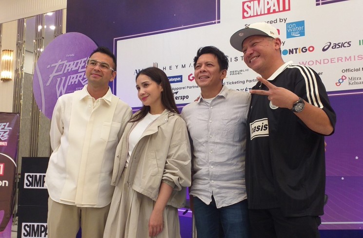 Beri Hadiah Ratusan Juta, Raffi Ahmad dan Nagita Gandeng Legenda Sepak ...